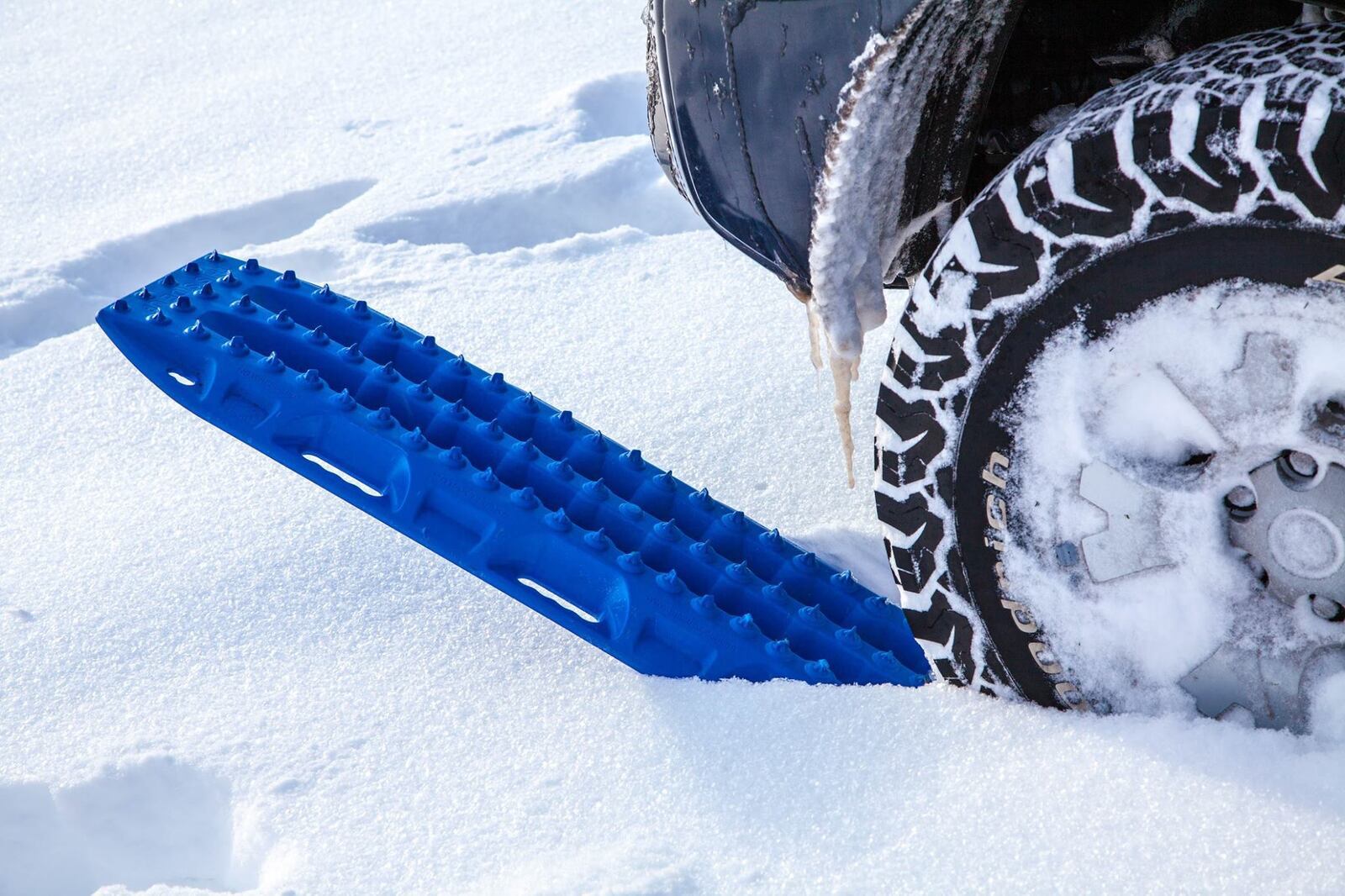 Rugged Outdoors | Maxtrax MKII Recovery Tracks - Titanium Grey (Pair)